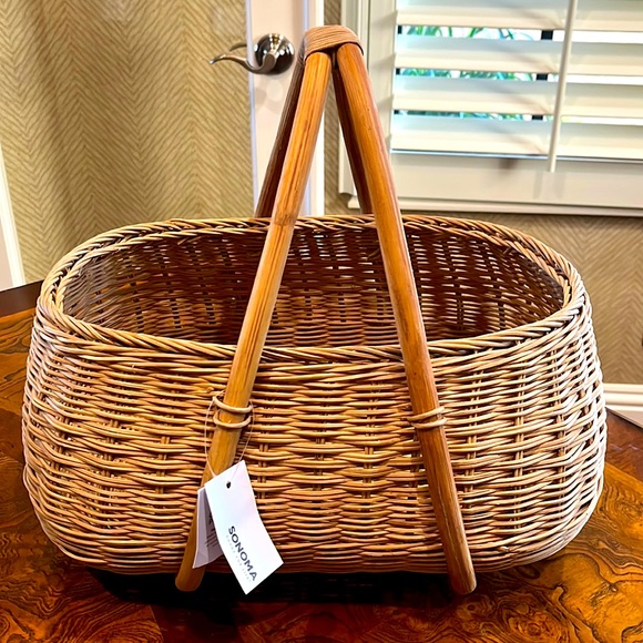 humble estate | Accents | Humble Estate Handwoven Basket | Poshmark
